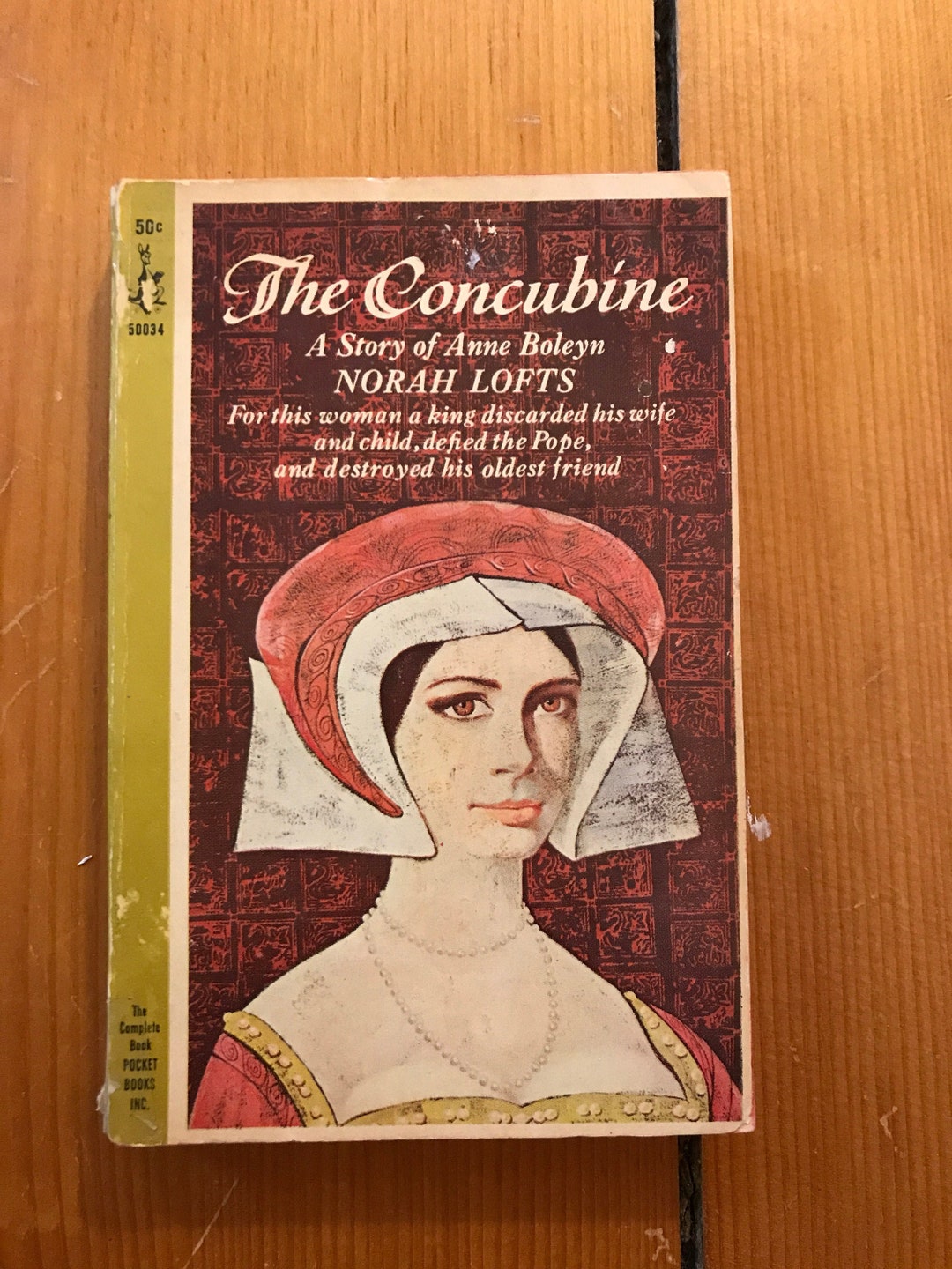 The Concubine - A Story of Anne Boleyn by Norah Lofts - 1964 Paperback ...