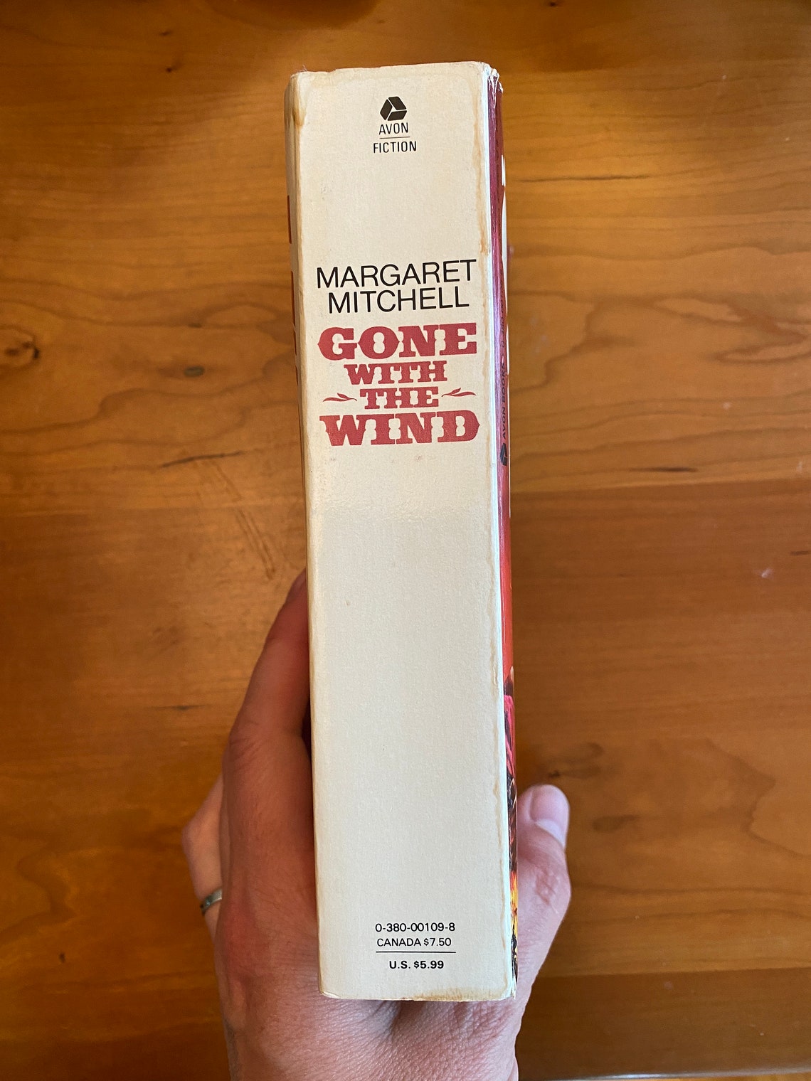Gone With the Wind by Margaret Mitchell - 1980s Avon Books - Etsy