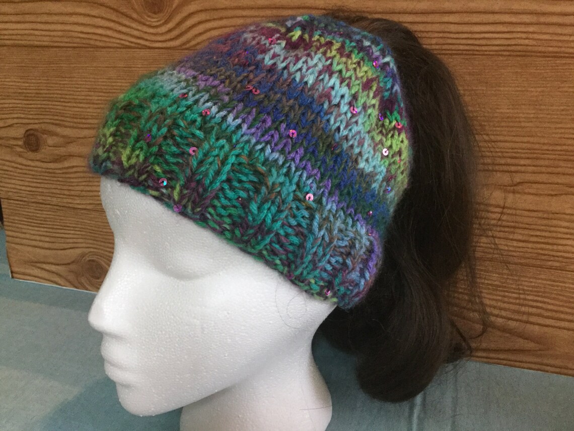 Knitted Ponytail Hat Pattern: Easy Beginner Knit, Ladies & Girls Sizes ...