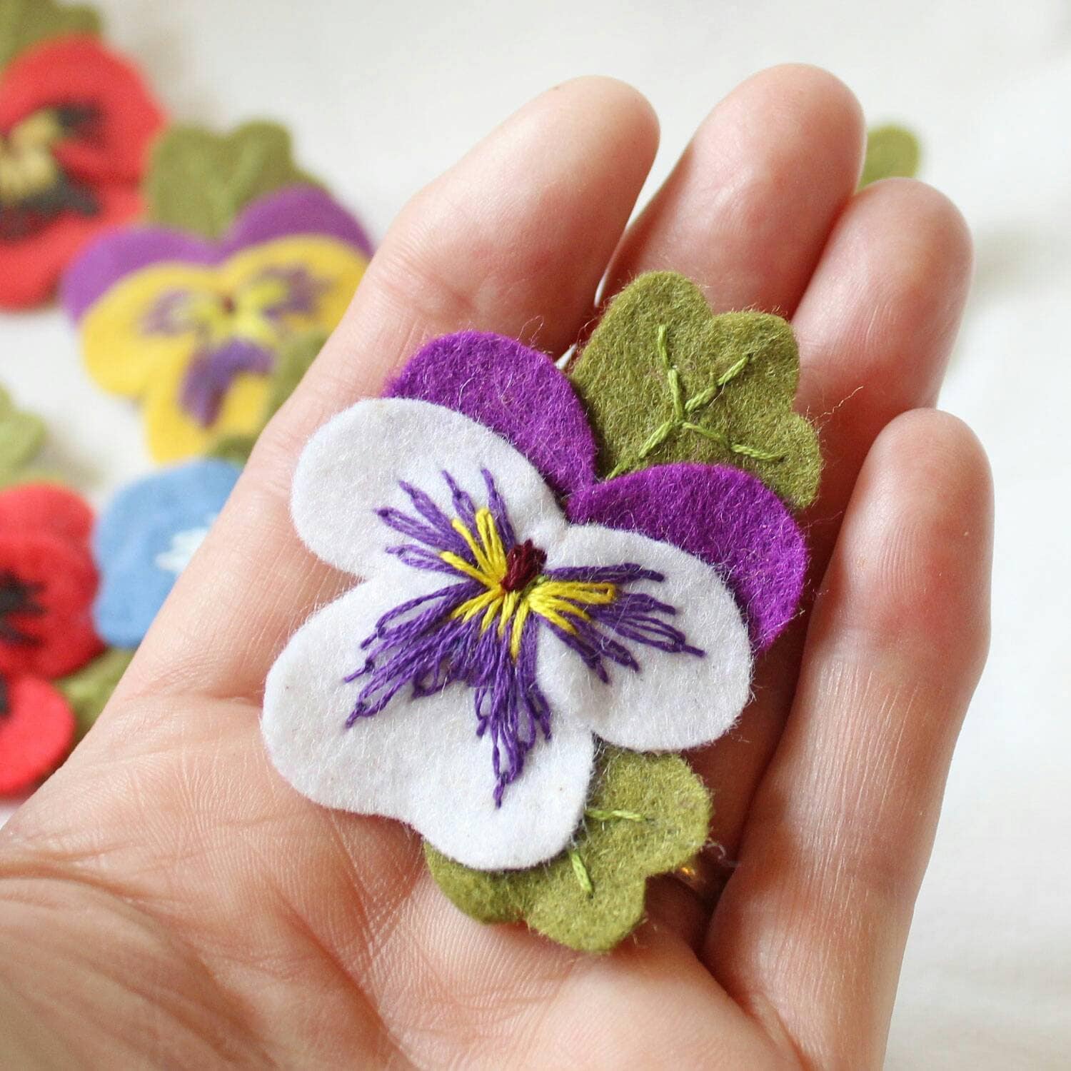 Pansy Brooches, Hand Embroidered Felt Viola Brooch, Various Colours - Etsy