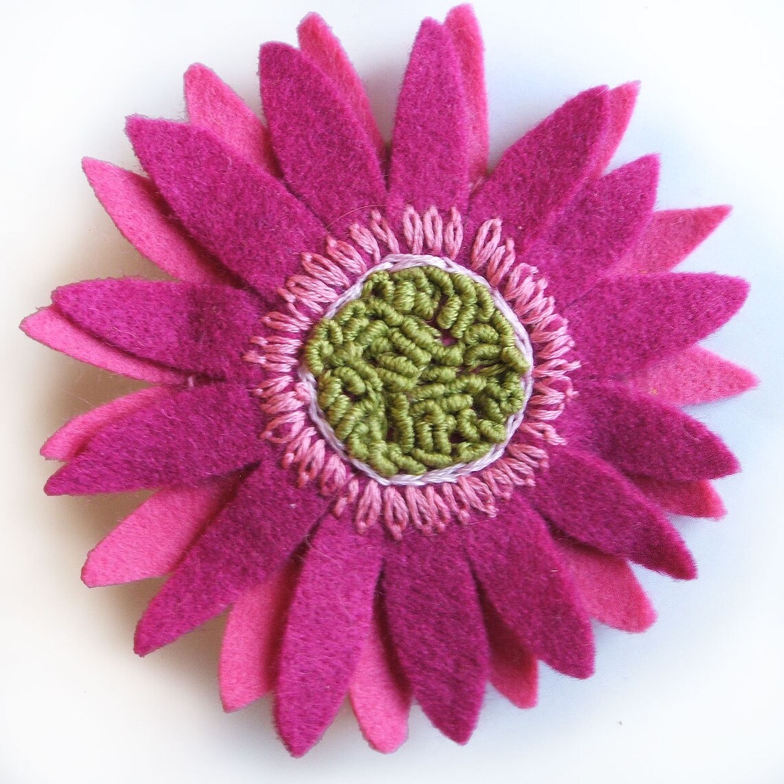 Purple Flower Brooch Large Gerbera Brooch African Daisy Felt - Etsy UK