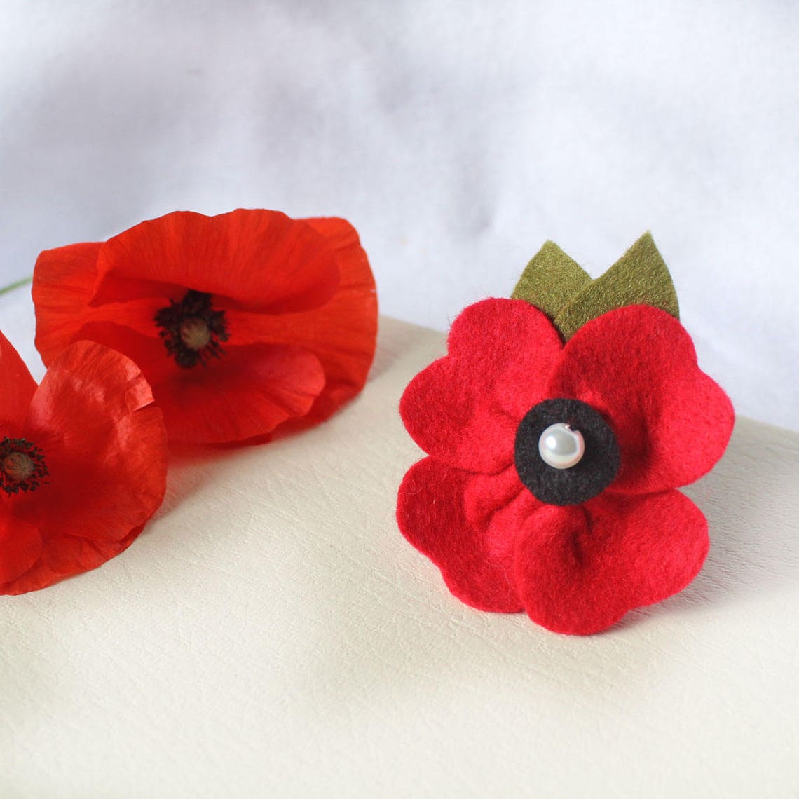 Handmade Red Felt Poppy Brooch Red Flower Brooch for a Poppy | Etsy