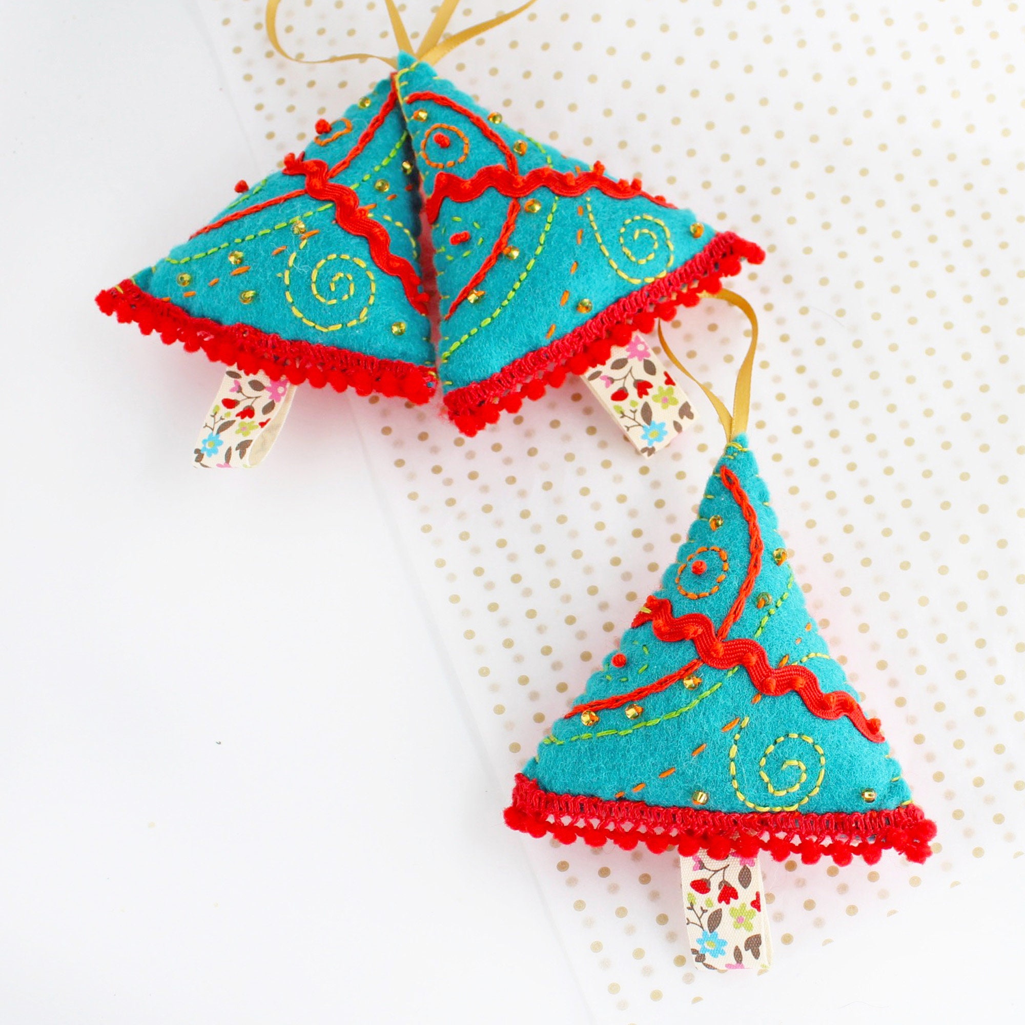 Felt Christmas Tree Decoration, Handcrafted Holiday Decor in ...