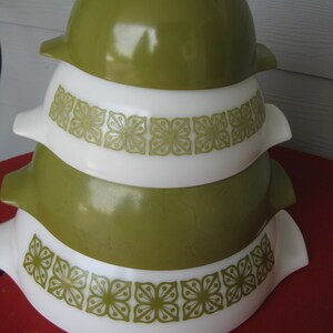 4 Vintage Pyrex Nesting Bowl Cinderella Avocado Green Verde. White Milk ...