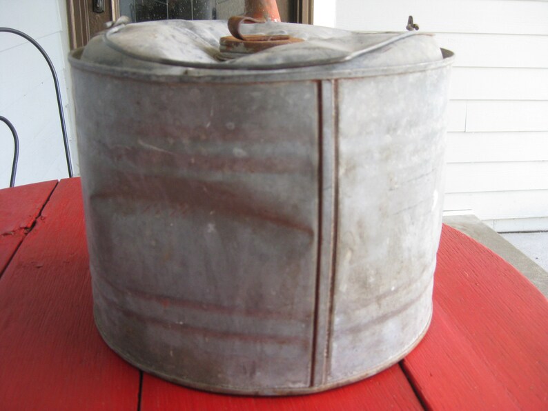 Vintage Galvanized Metal Gas Can: 5 Gallon, Red Spout, Man Cave Decor ...