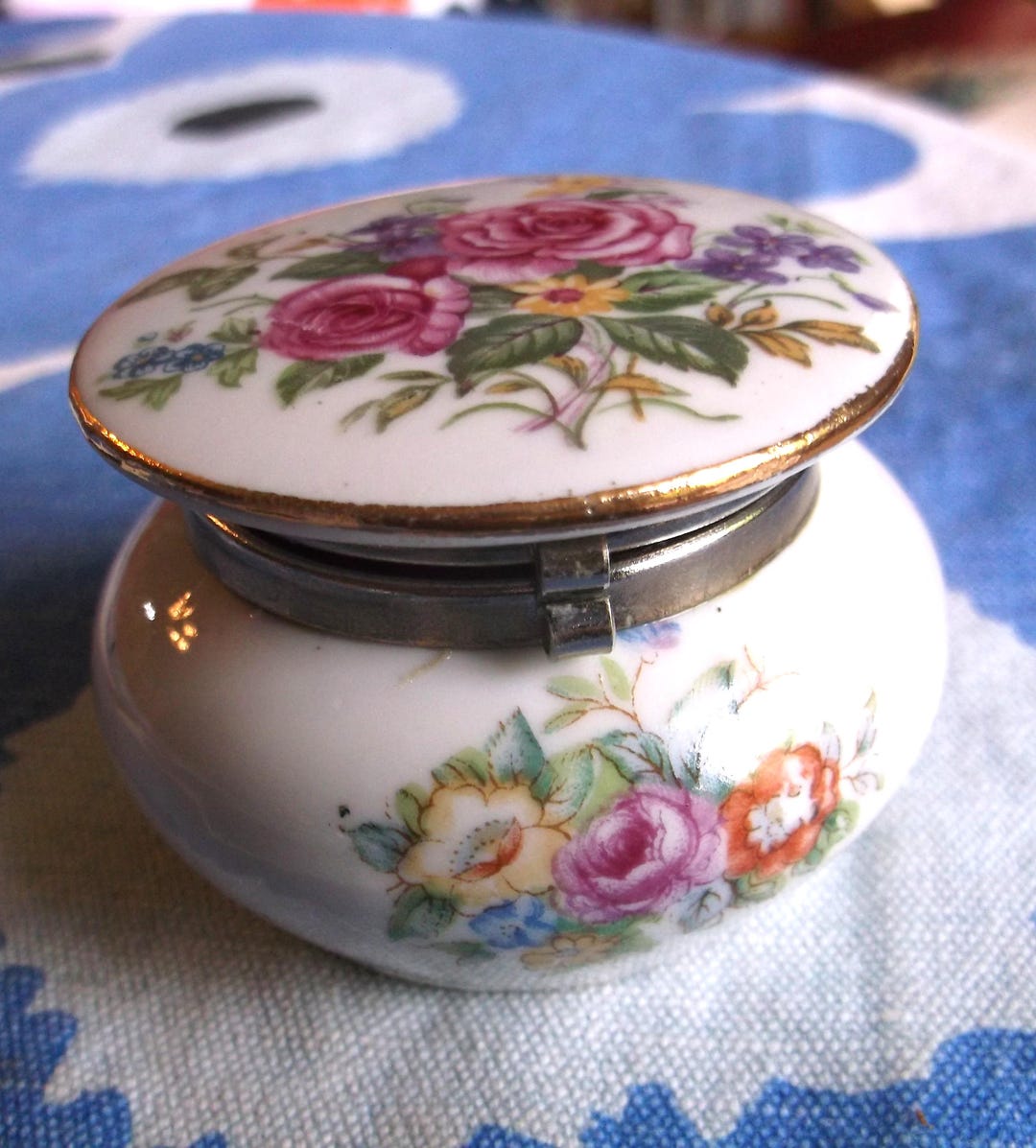 Vintage Hinged Ceramic Jewelry Jar: Gold Trim Rose Pattern. Ceramic ...