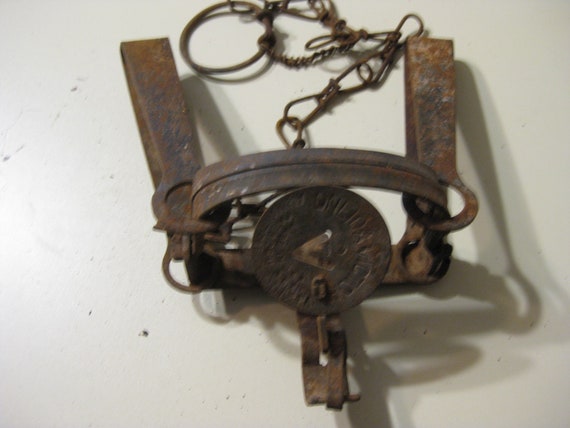 Antique Leg Hold Traps