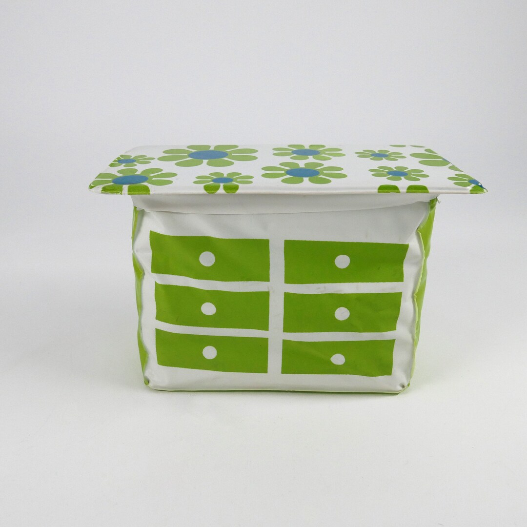 Vintage 1970s Barbie Green PUFF 'n PLAY Inflatable Dresser With Flowers ...