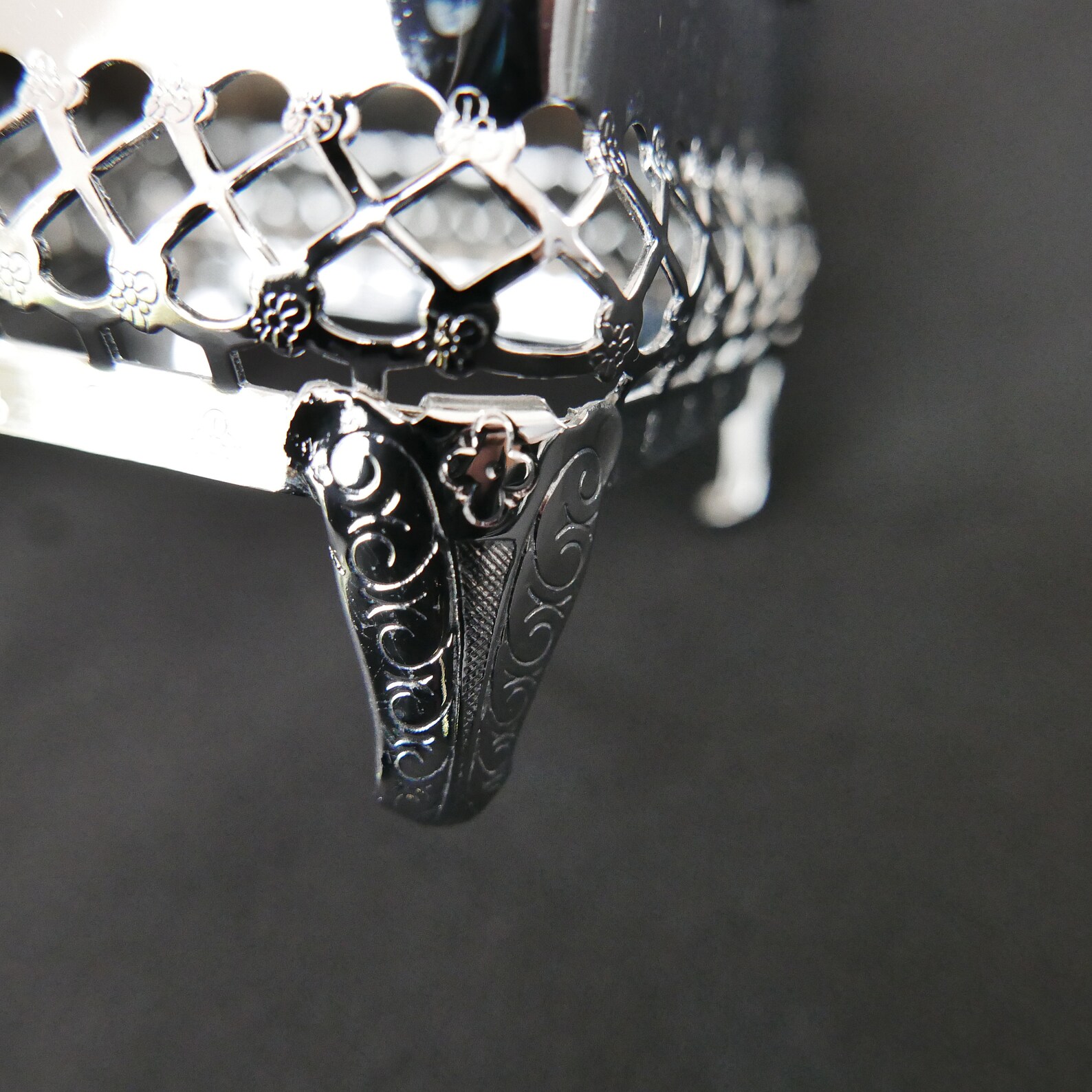 Vintage Queen Anne Tableware Cut Glass Whisky Decanter With Silver ...