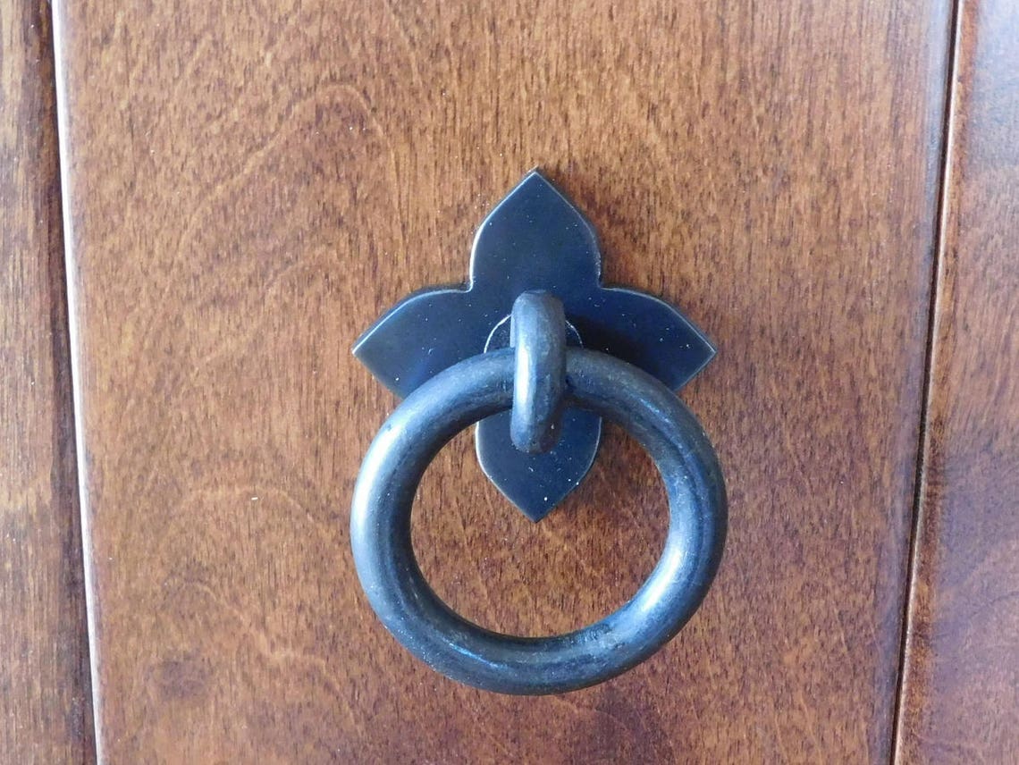 MP2004-07AB Ring Pull and Rose Antique Black Iron - Etsy