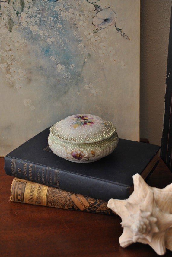 antique powder box figural - Gem