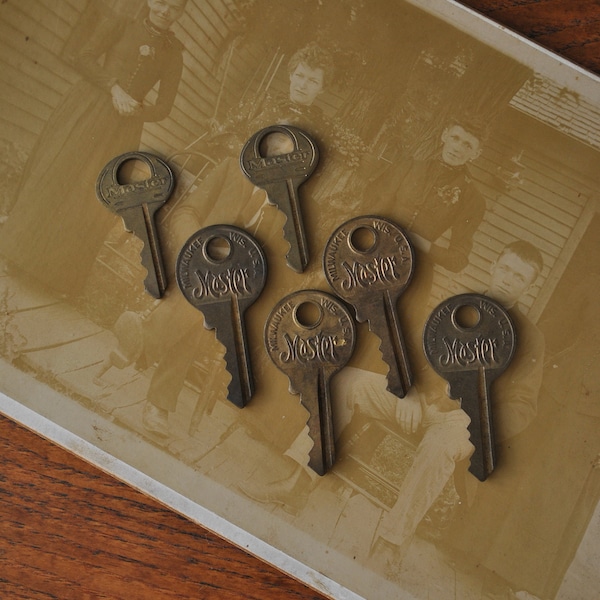 Vintage Master Lock - Etsy