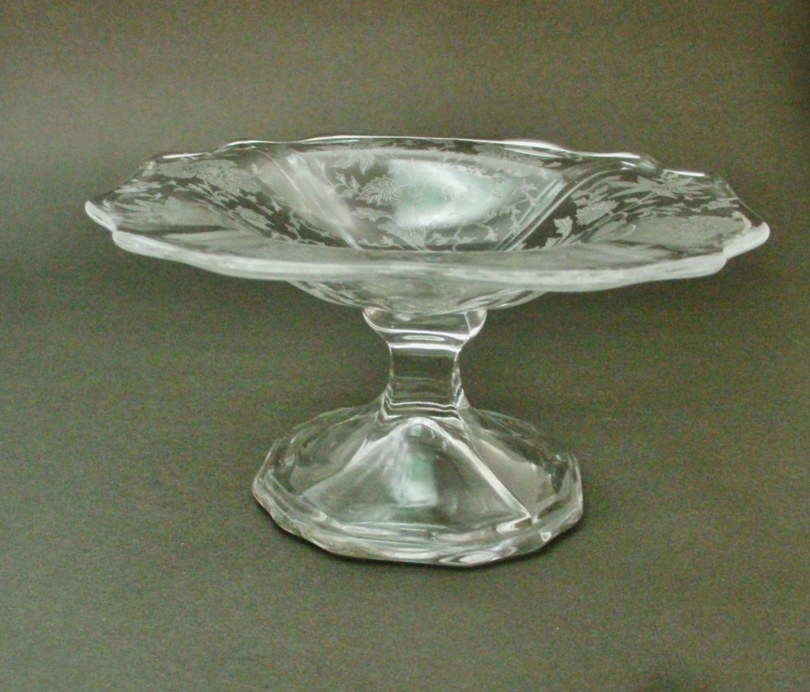 Cambridge Glass Wildflower Cheese Stand - Pattern 3400 - Etsy