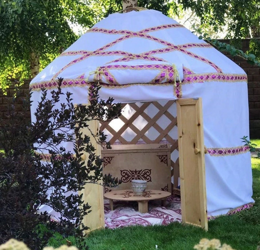 Mongolian Yurt Structure