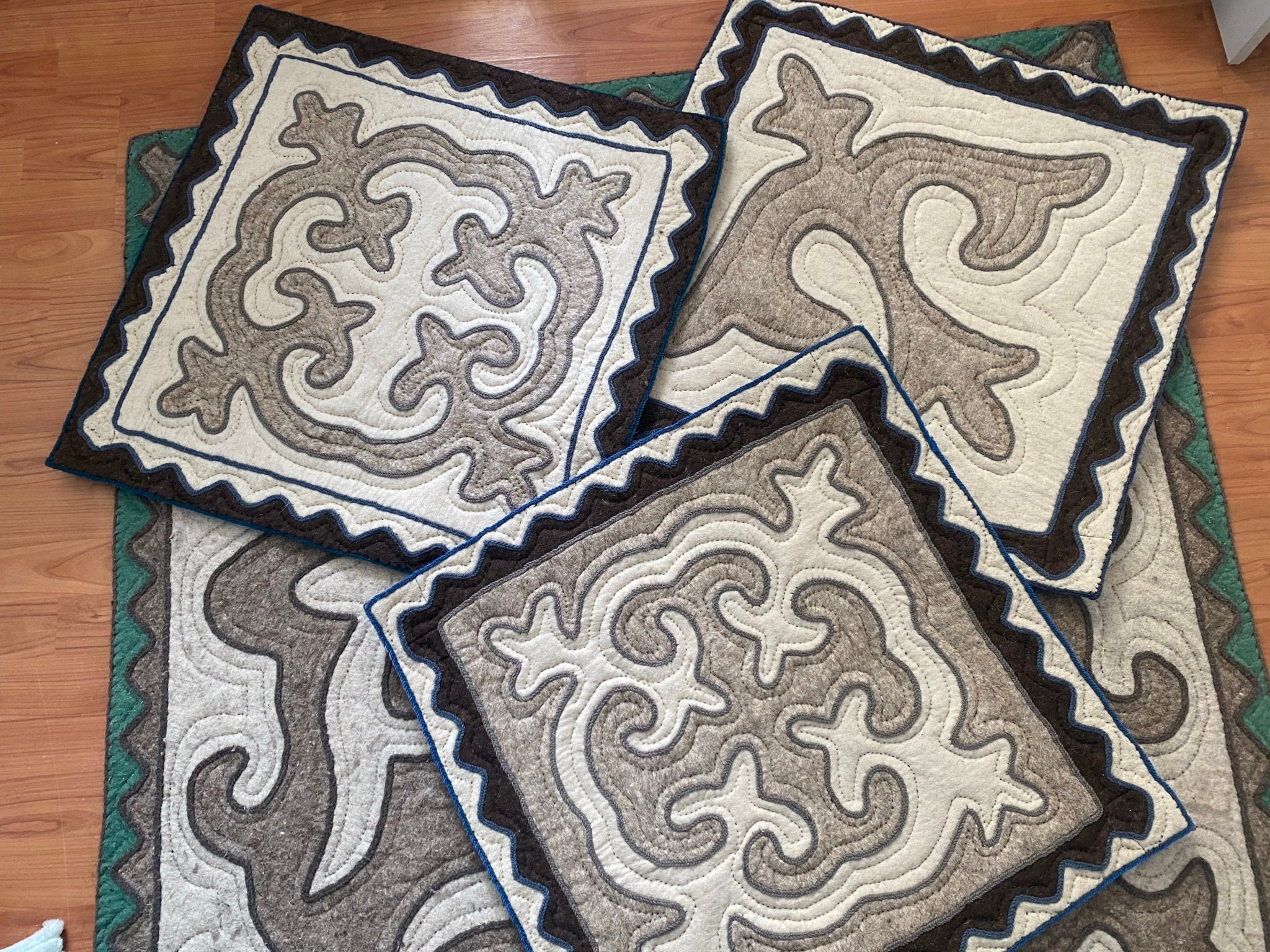 Small Shyrdak From Western Mongolia Kyrgyzstan Syrmak Felt Rug - Etsy