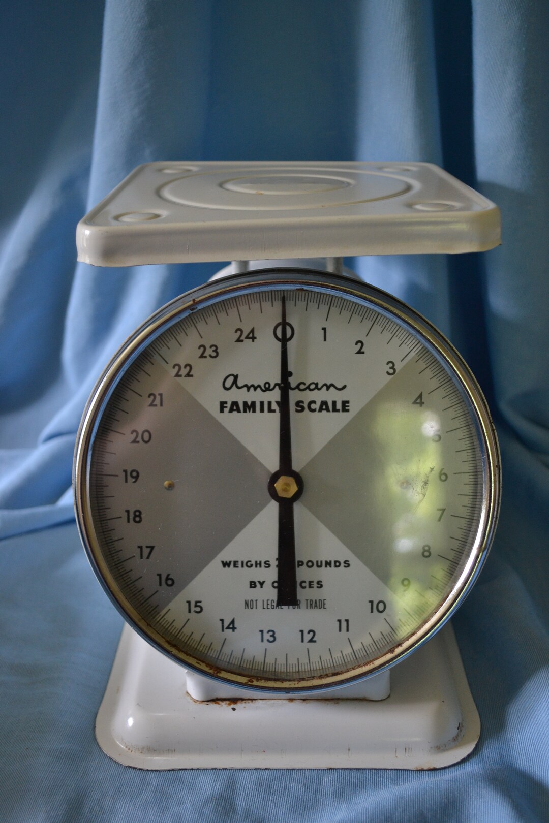 American Family Scale, Vintage White Kitchen Scale, Spring-scale ...