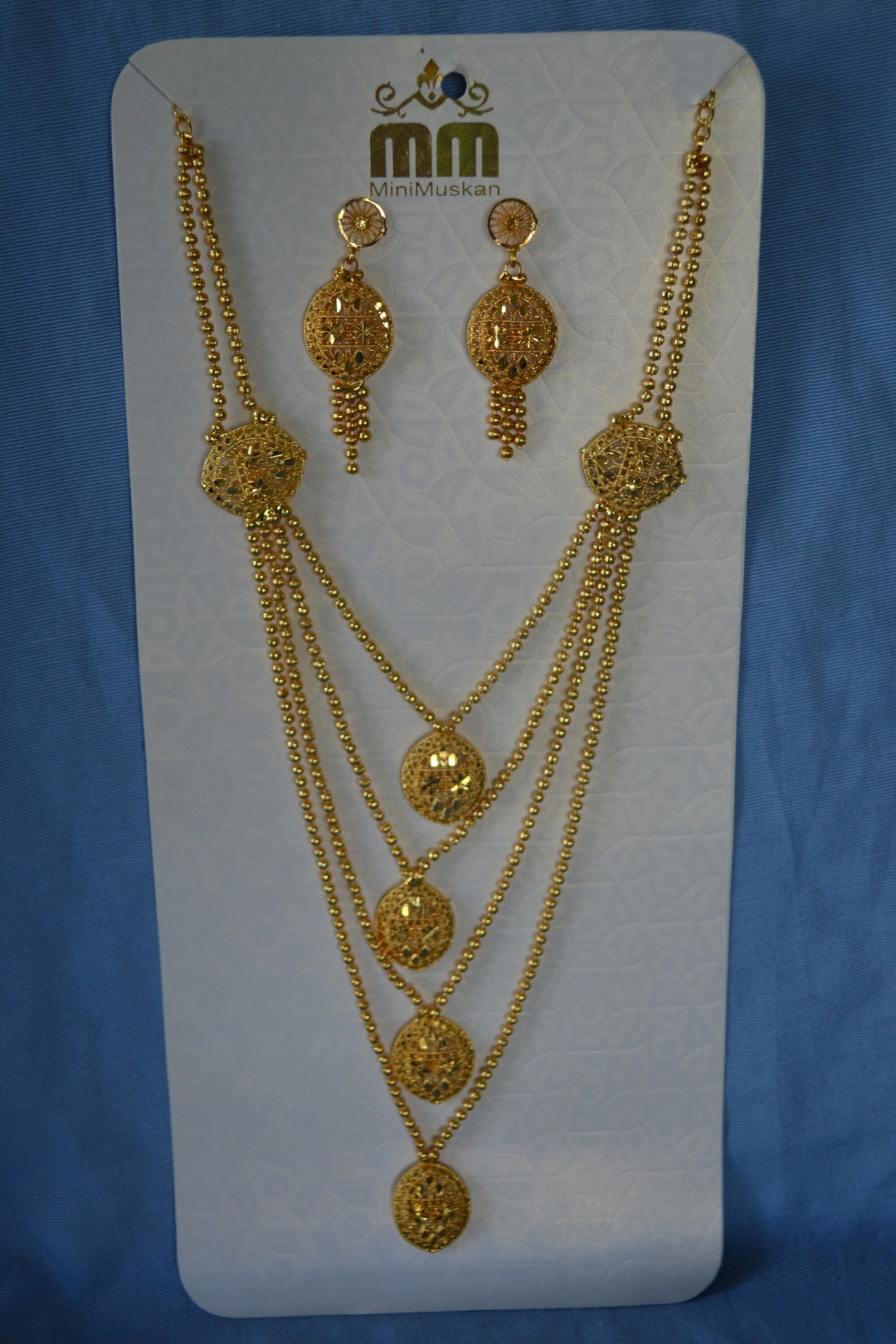 Mini Muskan Pendant Necklace and Earrings Set, Alloy Gold-plated ...