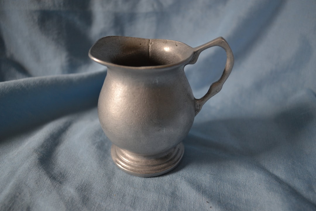 Colonial Creamer, Vintage Hollow Cast Aluminum Alloy, Milk Pitcher ...