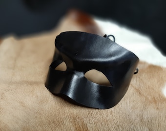 Bandit Leather Mask - Etsy