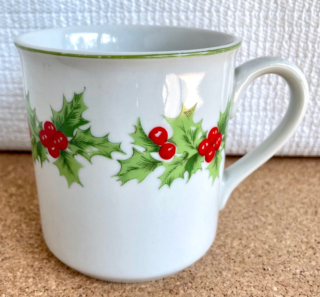 Vtg Christmas Holly Mug, Porcelana Schmidt, Porcelain, Made in Brazil ...
