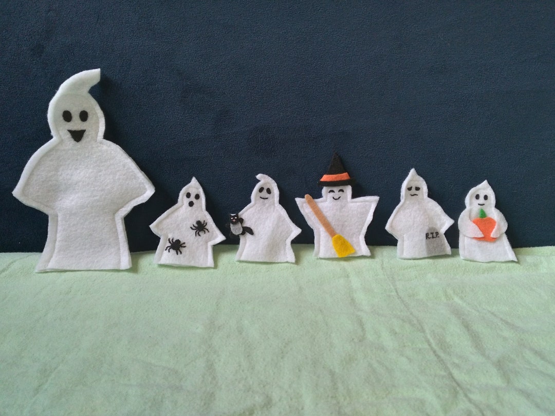 5 Little Ghosts Mama Ghost Finger Puppet Set for Halloween - Etsy