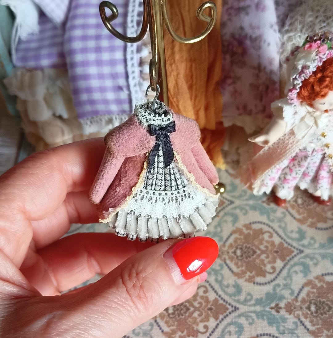 New**dollhouse Victorian Lace Children Dress on Hang 1:12 Dollhouse ...