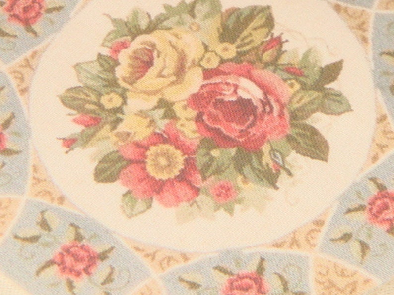 Dollhouse Round Shabby Chic Rug. 1:12 Dollhouse Miniature | Etsy