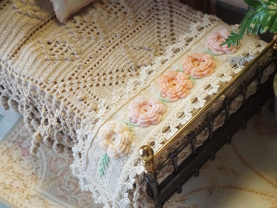 Dollhouse Miniature Crochet Bedspread/ Half Top Blanket Hand Made ...