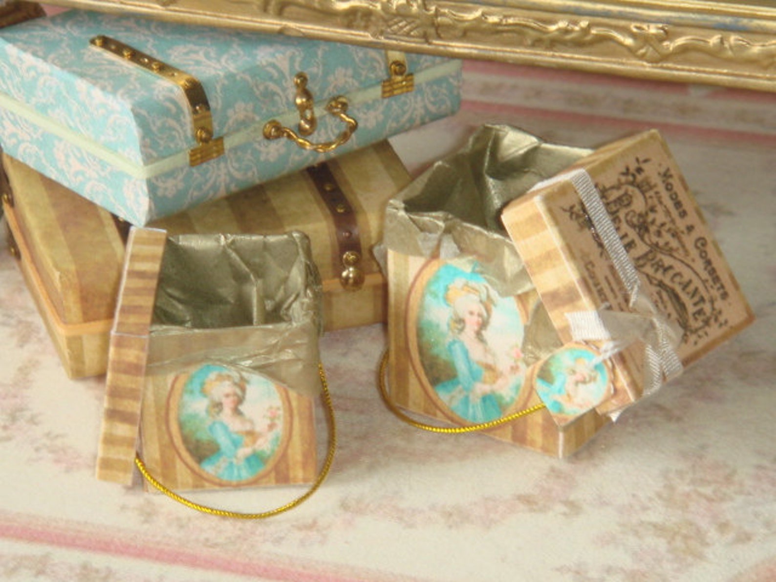 Two French Style Dollhouse Ladies Hatboxes. 1:12 Dollhouse | Etsy