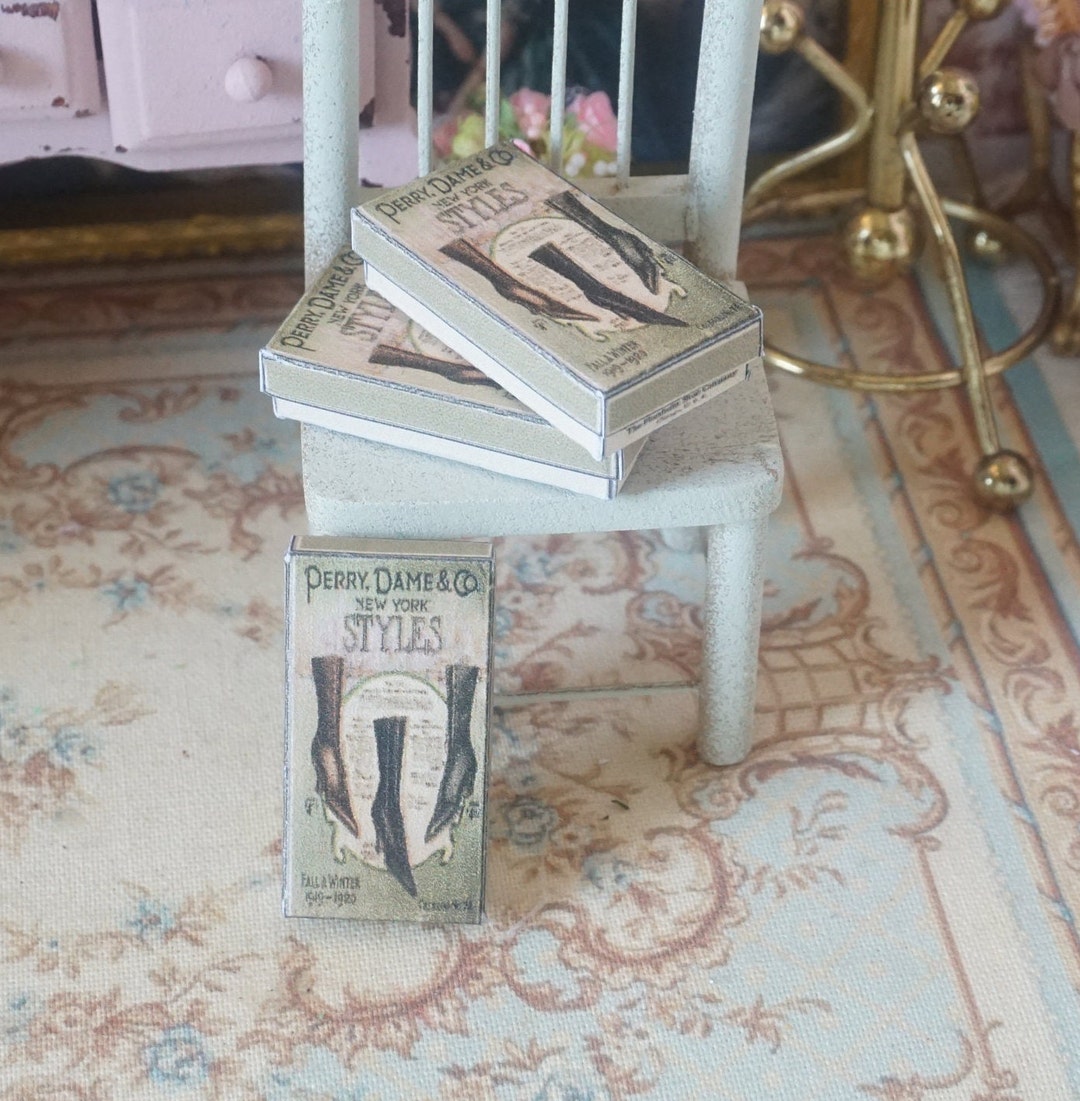 New**dollhouse Vintage Shoe Box for Dollhouses. 1:12 Antique Storage ...