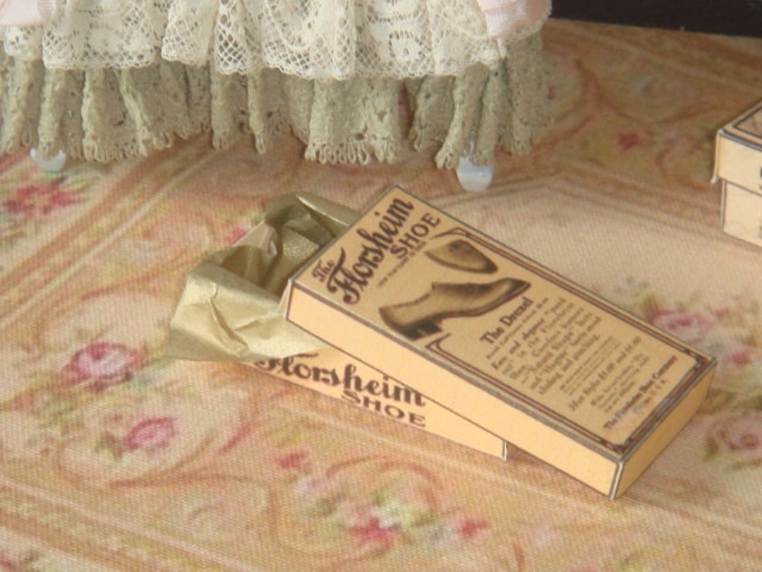 Antique Gentlemen Shoe Box for Dollhouses. 1:12 Antique Storage ...