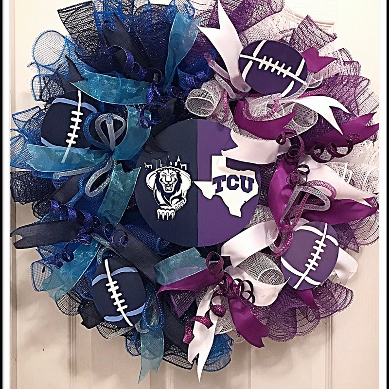 College Wreath - Etsy