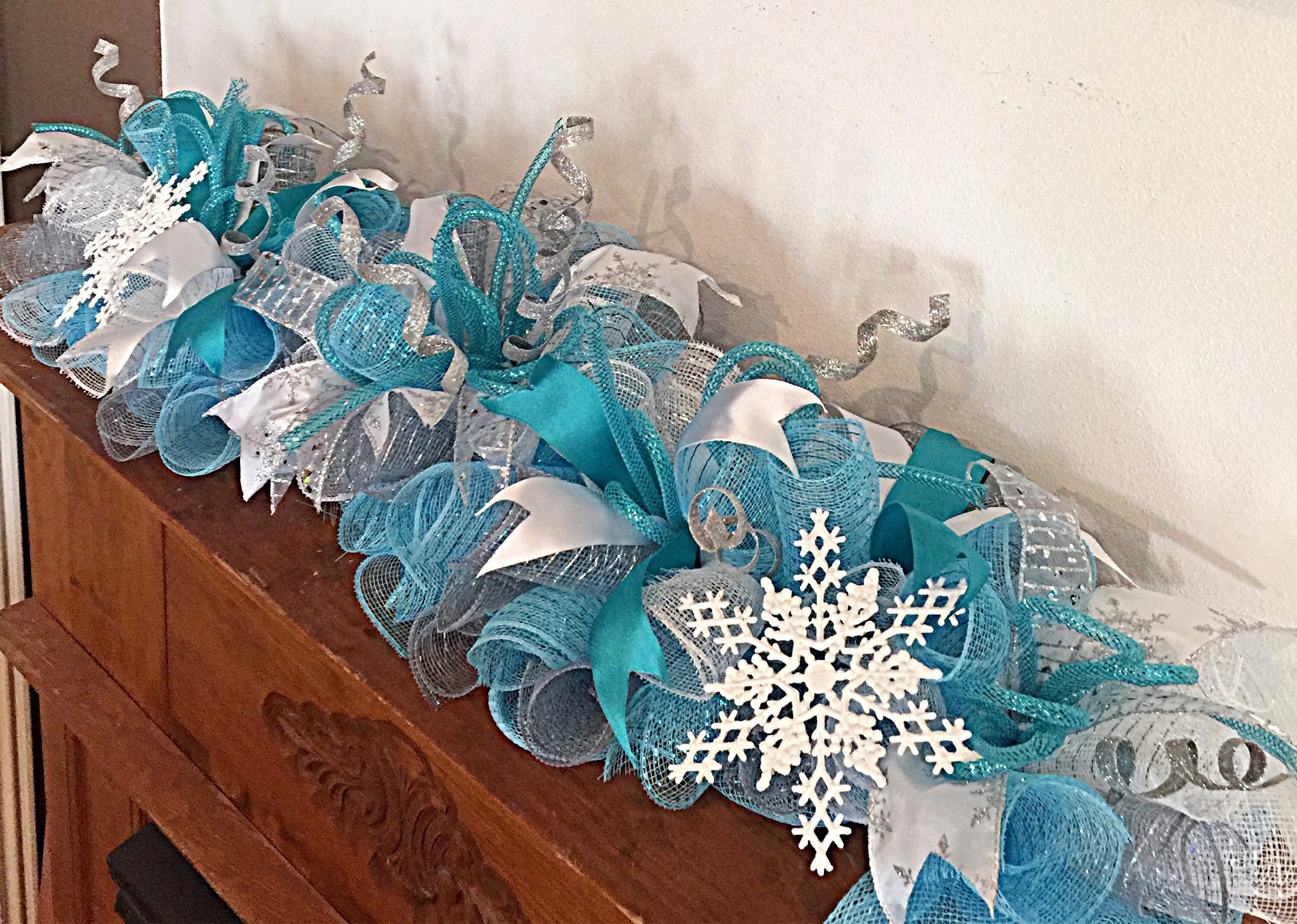 36 Frozen Snowflake Deco Mesh Arrangement/frozen | Etsy UK