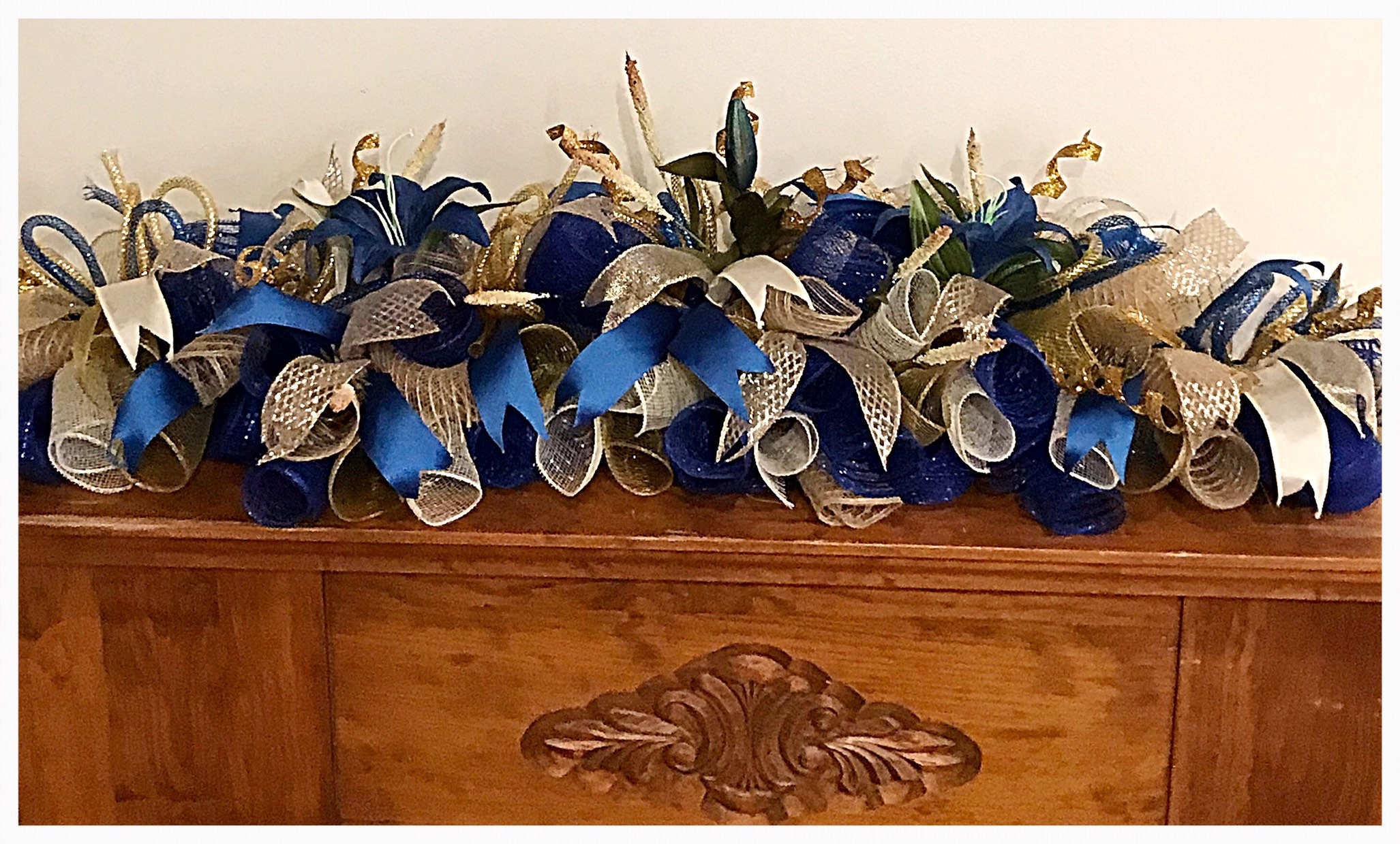 36" Elegant Blue Lily Mantel Deco Mesh Arrangement/blue Lily ...