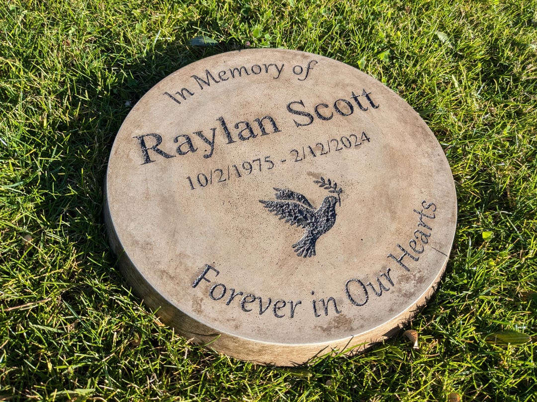Personalized Engraved Memorial Stone 11" Diameter in Memory of ...