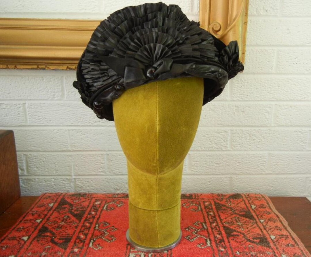 Edwardian to Post World War 1 Era Black Velvet and Rayon and Silk Hat ...