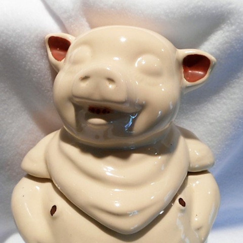 Smiley Pig - Etsy
