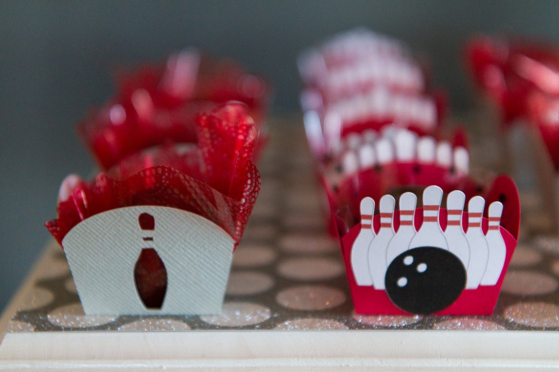 Bowling Candy Cups set of 20 - Etsy