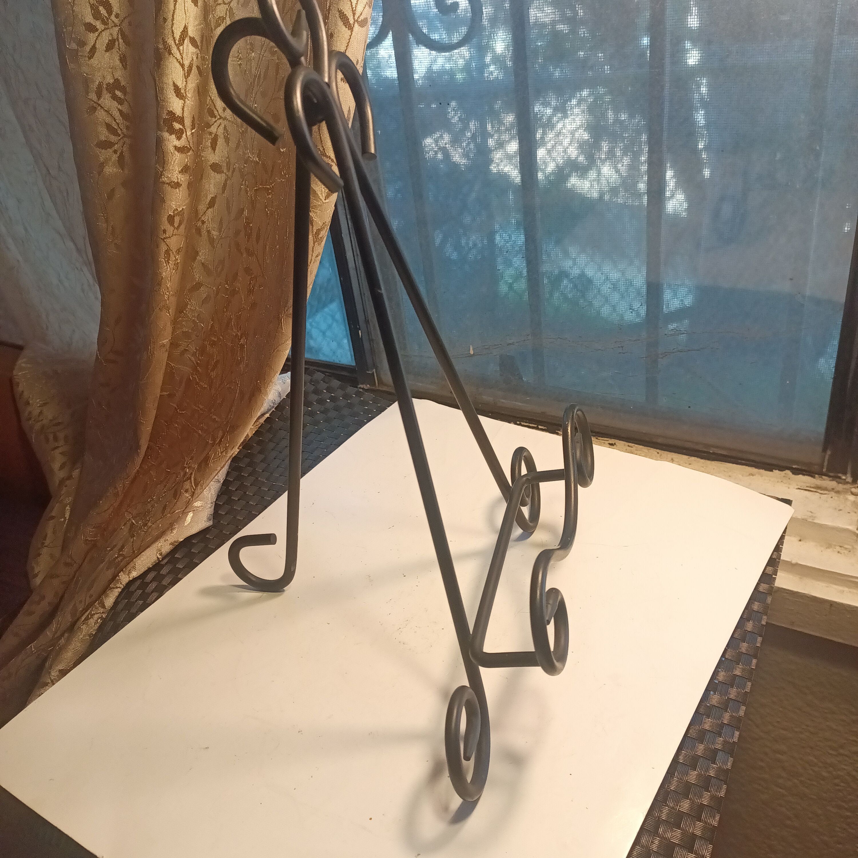 Heavy Duty Black Wrought Iron Display Stand/easel - Etsy