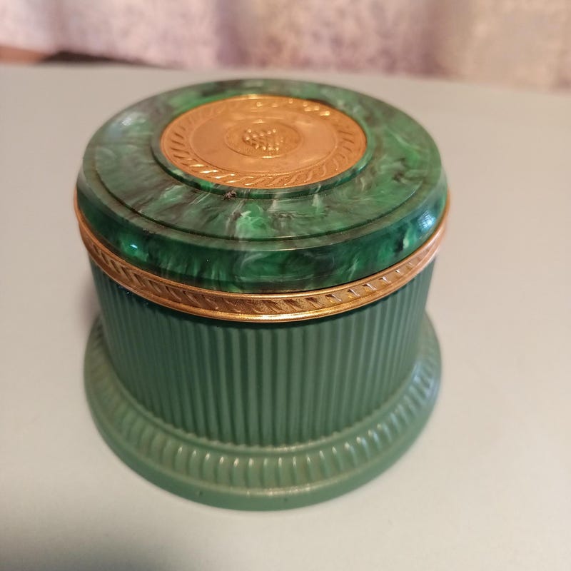 Avon Regence - Etsy
