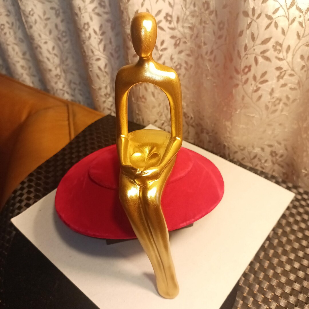Gold Art Decor Shelf Sitter Resin FIGURINE/SCULPTURE - Indent of an ...