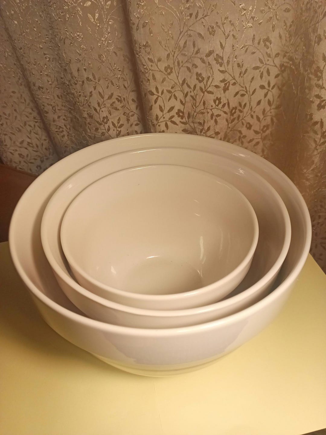 CRATE&BARREL Cafe Red Stripe Mixing Bowls (set of 3) - Etsy