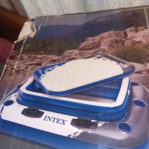 Intex Mega Chill 2 48" X 38" Inflatable Floating Cooler - NEW - Open ...