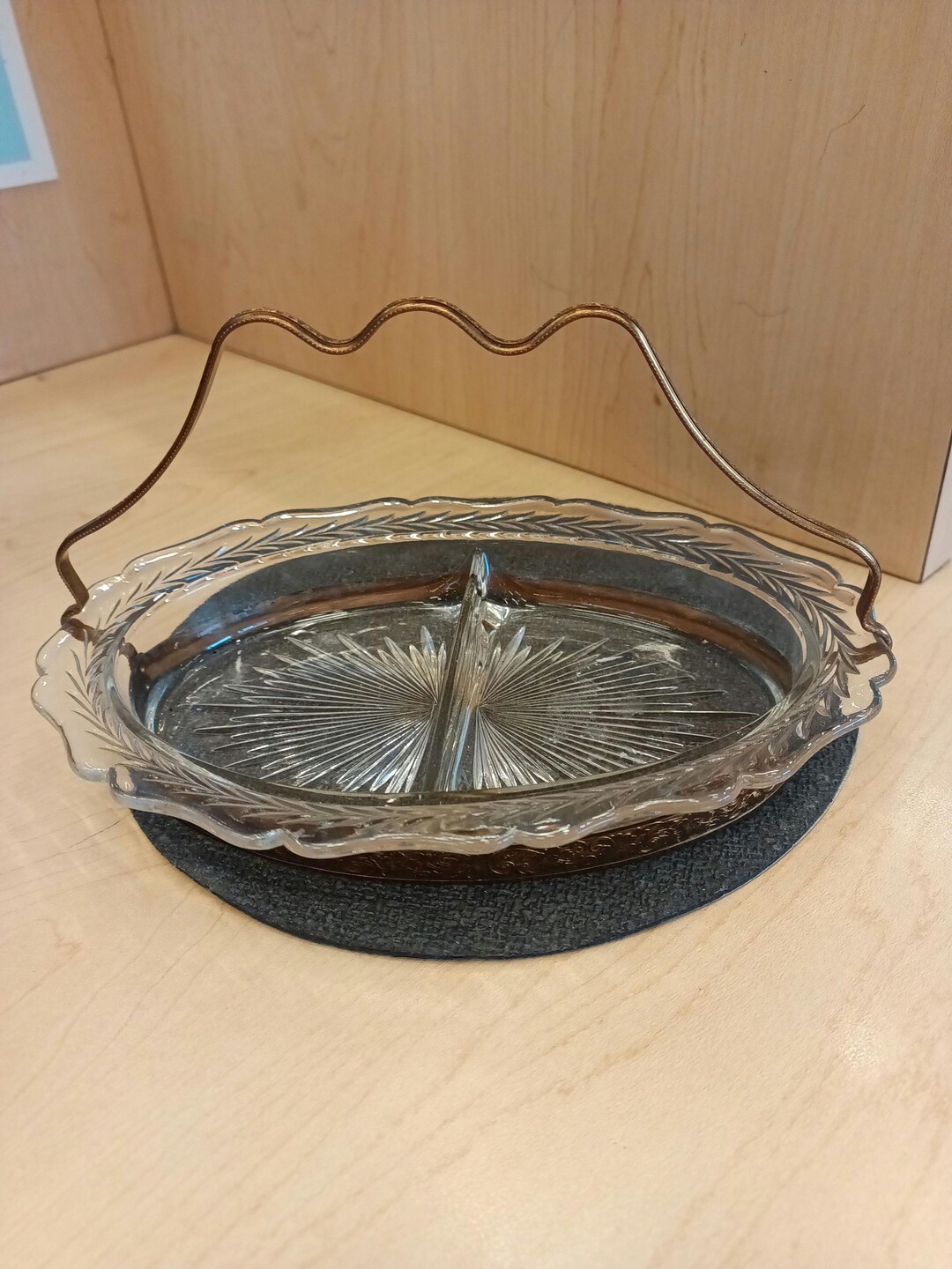 Vintage Oval Clear Glass Divided Relish/condiment Dish Insert in a Gold ...