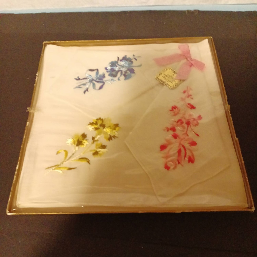 3 Ladies Cotton Embroidered HANDKERCHIEFS (exclusive Decorations) RN ...