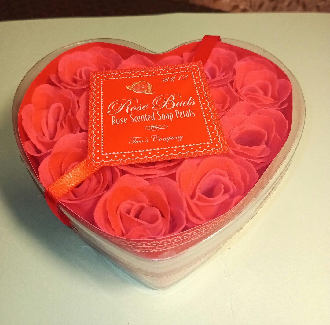 Heart Shape See Thru Box (set of 12) Red Rose Scented SOAP PETALS -NEW ...