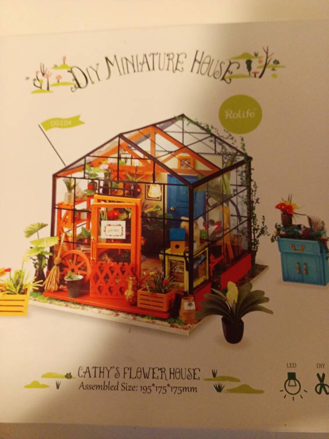 ROLIFE "diy" Miniature Dollhouse Kit - Crafts 14+ and Adults (CATHY'S ...