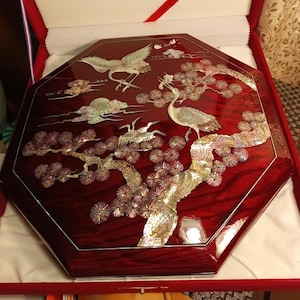 Large Red OCTAGON Shape Lacquer and Mother of Pearl Inlay on Lid/9 ...