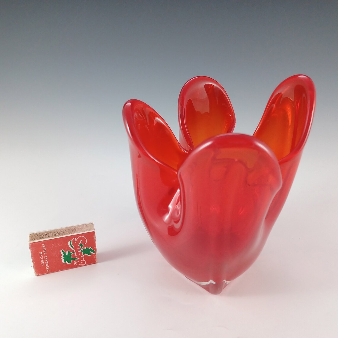 Iwatsu Japanese Vintage Red Cased Glass Lobed Vase - Etsy