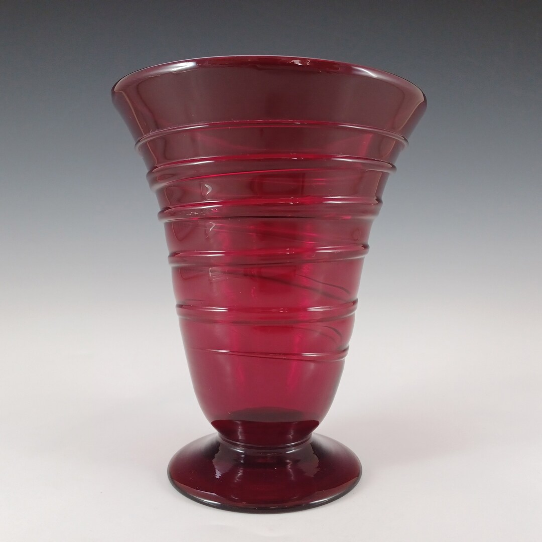 Whitefriars #9296 Ruby Red Glass Ribbon Trail Vase - Etsy